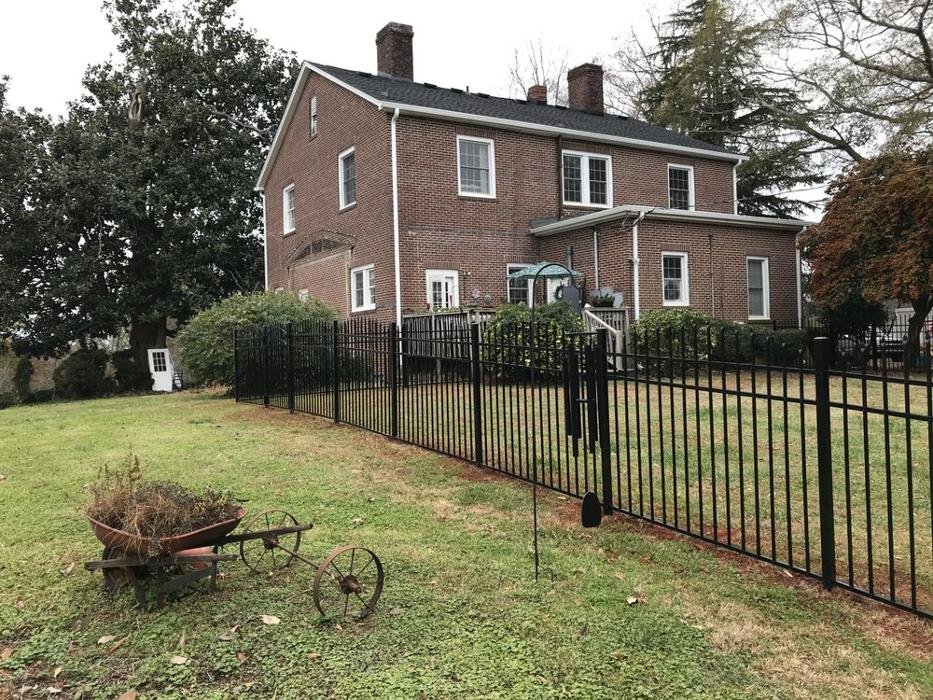 SECURE FENCING AND CARPENTRY - Updated July 2025 - 26 Photos - 444 ...