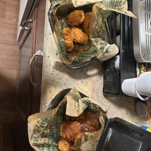 WINGSTOP - Updated October 2025 - 11255 Reed Hartman Hwy, Blue Ash ...