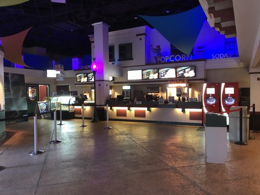 THE MOVIE EXPERIENCE - DOWNTOWN CENTRE CINEMA - 84 Photos & 157 Reviews ...