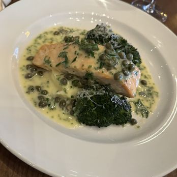 11TH POST ON QUEEN - Updated January 2026 - 65 Photos & 41 Reviews ...