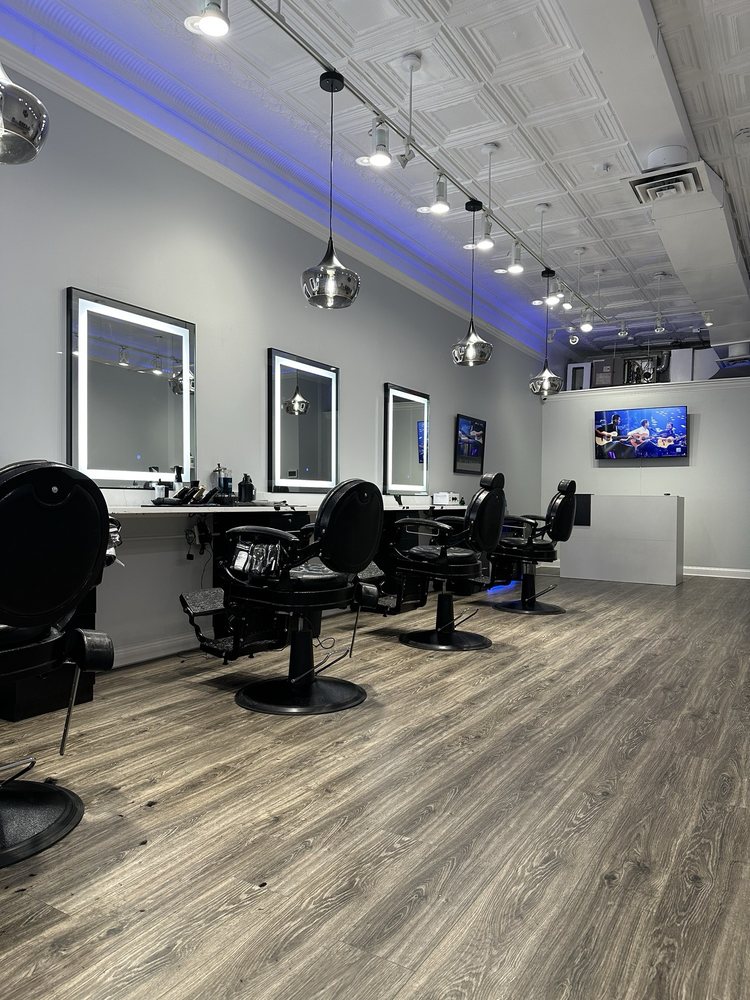 THE LINE BARBERSHOP - Updated August 2024 - 141 N NW Hwy, Park Ridge ...