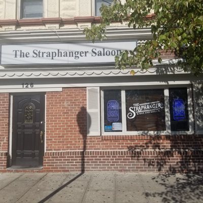 STRAPHANGER BAR AND GRILL - 199 Photos & 184 Reviews - 126 Anderson St ...