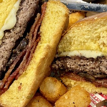 COLD BEERS & CHEESEBURGERS - Updated July 2025 - 87 Photos & 111 ...