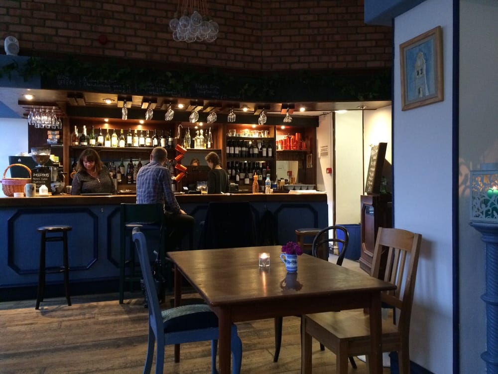 SPITAKI - Updated November 2025 - 14 Photos - 133-135 East Claremont ...