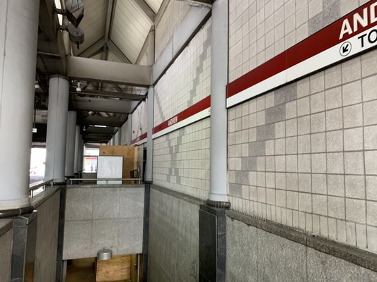 ANDREW STATION - MBTA - RED LINE - Updated October 2024 - 21 Photos ...