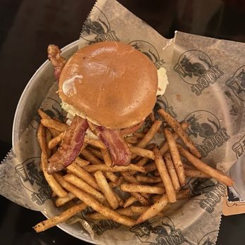 HOPCAT LINCOLN - Updated August 2025 - 239 Photos & 366 Reviews - 601 P ...