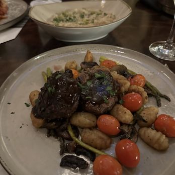 THE TRELLIS ROOM - Updated October 2025 - 46 Photos & 38 Reviews - 26 N ...