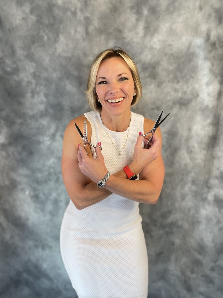 THE SALON BY LORA BROWN - 201 Photos & 16 Reviews - 3901 Bell St ...