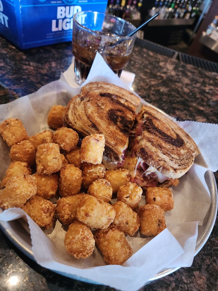 HAMILTON’S PUB - 36 Photos & 46 Reviews - 14196 McCarthy Rd, Lemont ...