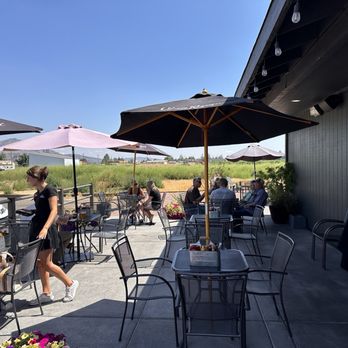 BRAND 44 N TAVERN - Updated August 2025 - 143 Photos & 107 Reviews ...