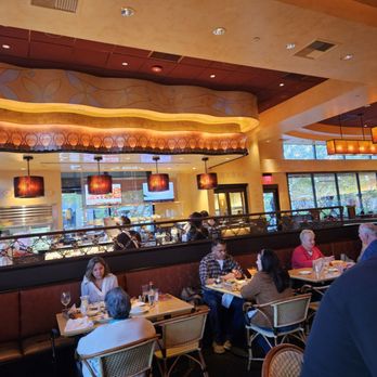THE CHEESECAKE FACTORY - Updated April 2025 - 786 Photos & 595 Reviews ...