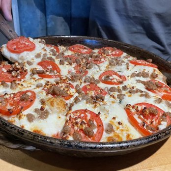 ZUKEY LAKE TAVERN - Updated June 2025 - 91 Photos & 264 Reviews - 5011 ...