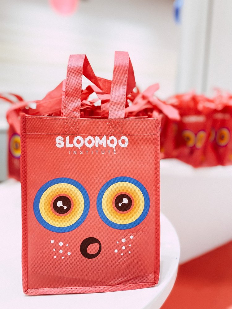 SLOOMOO INSTITUTE - 419 Photos & 117 Reviews - 475 Broadway, New York ...