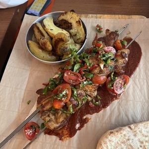 12 CHAIRS - 903 Photos & 922 Reviews - 56 MacDougal St, New York, New ...