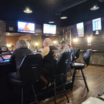 FLOWING TIDE PUB 7 - Updated September 2024 - 116 Photos & 48 Reviews ...