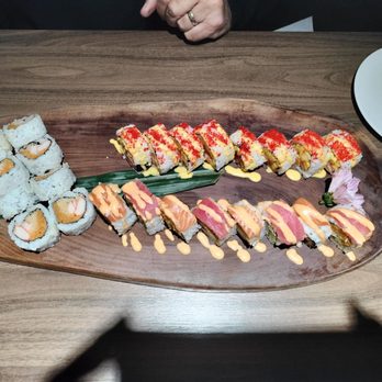 WIND JAPANESE AND THAI - Updated October 2025 - 325 Photos & 159 ...