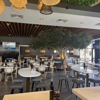 MEDDYS - Updated March 2025 - 51 Photos - 17255 Davenport St, Omaha ...