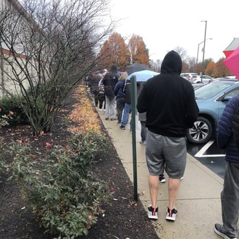 JUST PIES - Updated December 2025 - 66 Photos & 103 Reviews - 736 ...