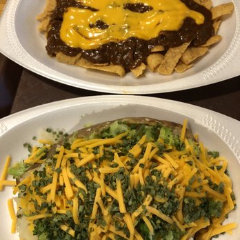 SUBS AND DOGS - Updated December 2025 - 21 Photos & 34 Reviews - 407 W ...