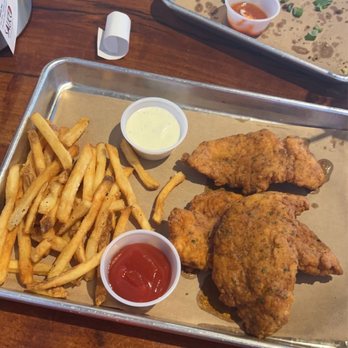 SAUCED WING BAR - Updated July 2024 - 236 Photos & 260 Reviews - 215 W ...