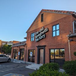 THE OLD SPAGHETTI FACTORY - Updated January 2026 - 888 Photos & 883 ...