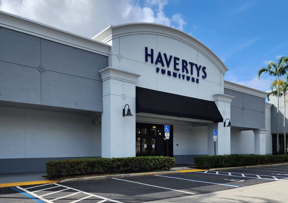 HAVERTYS FURNITURE - Updated December 2025 - 12 Photos - 11360 Pines ...