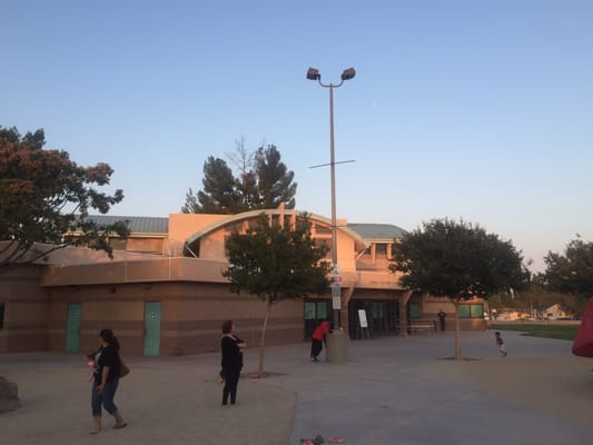 GRANADA HILLS RECREATION CENTER AKA PETIT PARK with photos - Updated ...