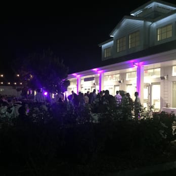 CRESTMORE MANOR - Updated December 2025 - 35 Photos & 23 Reviews - 4600 ...