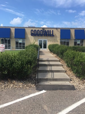 GOODWILL - HOPKINS - Updated January 2026 - 25 Reviews - 1025 Hill St ...