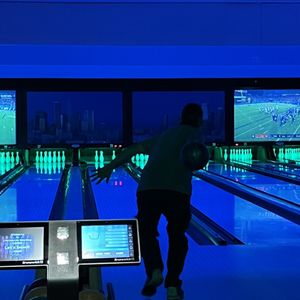 CONCOURSE BOWLING CENTER - 260 Photos & 490 Reviews - Bowling - 3364 E ...