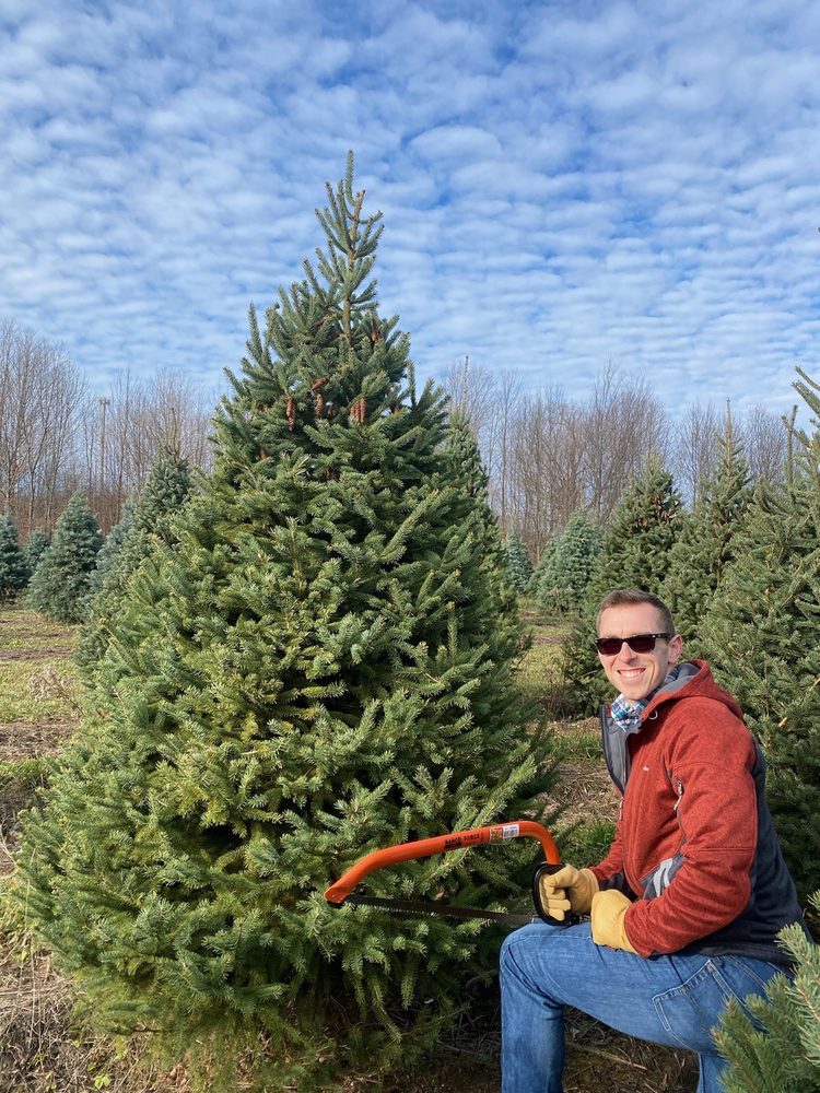 ROBINSON FAMILY CHRISTMAS TREE FARM - 6777 Herkner Rd, Traverse City ...