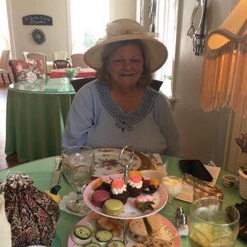 LAURA’S TEA ROOM - Updated May 2024 - 124 Photos & 45 Reviews - 105 N ...