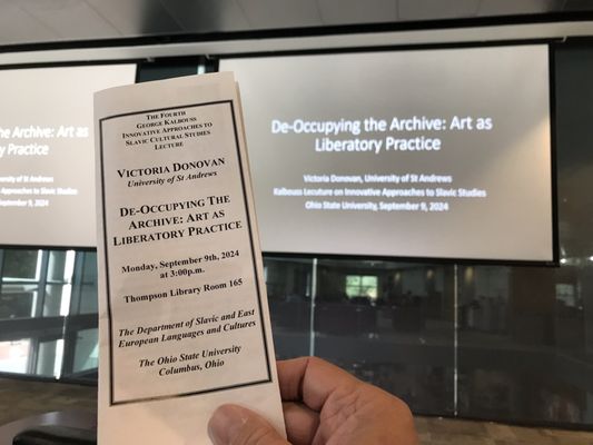 THOMPSON LIBRARY - Updated September 2025 - 21 Photos & 12 Reviews ...