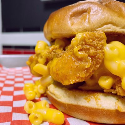 KNOCKOUT CHICKEN - Updated December 2025 - 3015 Winston Churchill ...