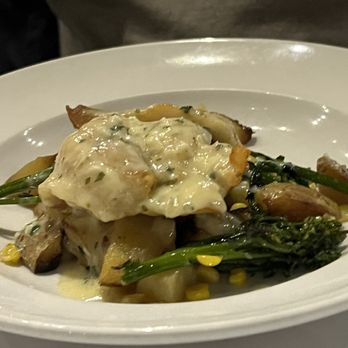 IL POSTO TRATTORIA - Updated August 2024 - 586 Photos & 665 Reviews ...