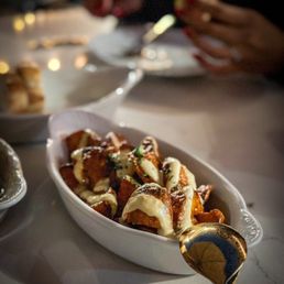 DOS BESOS - Updated March 2025 - 806 Photos & 344 Reviews - 99 Union St ...