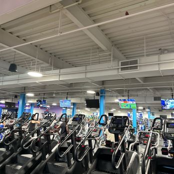 UFC FIT SAN JOSE - OAKRIDGE - Updated December 2024 - 103 Photos & 147 ...