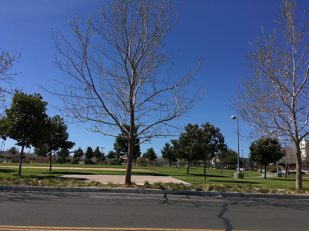 HESPERIA CIVIC PLAZA PARK - Updated April 2024 - 21 Photos - 15833 ...