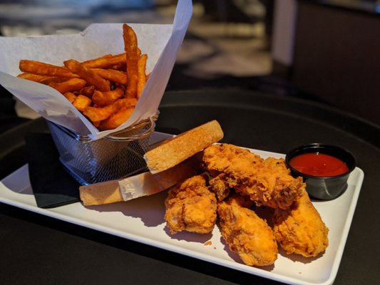 STAR CINEMA GRILL - SPRINGWOODS - 92 Photos & 121 Reviews - 1495 Lake ...