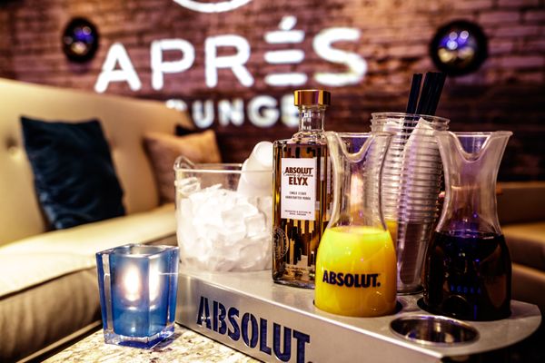 APRÈS LOUNGE - Updated July 2025 - 39 Photos & 37 Reviews - 608 Fulton ...