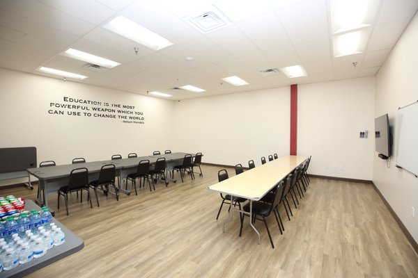 LOS ANGELES CAREER COLLEGE - 207 Photos & 68 Reviews - 8978 Tampa Ave ...