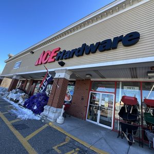 GROSSMAN’S BARGAIN OUTLET - Updated January 2026 - 22 Photos - 20 Pilla ...