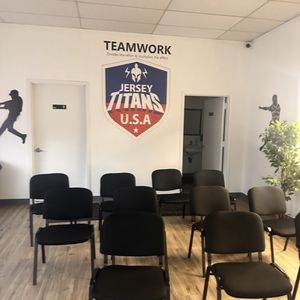 EAST BRUNSWICK RACQUET CLUB - Updated December 2025 - 18 Photos - 11 ...