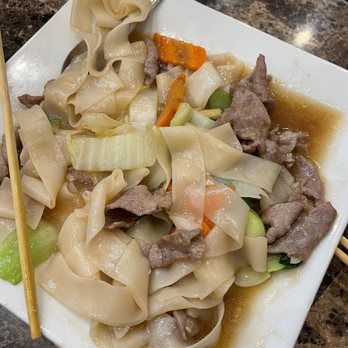 PHO 62 - Updated February 2025 - 143 Photos & 158 Reviews - 1420 S ...