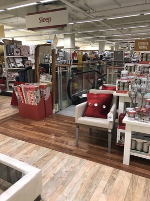 HOMESENSE - Updated December 2025 - 12 Photos & 23 Reviews - 195 Yonge ...