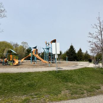 INNISFIL PARK - Updated December 2025 - 687 Innisfil Beach Road ...