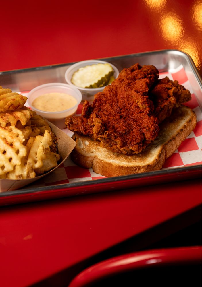 LOUIE’S ROCK’N HOT CHICKEN - Updated January 2026 - 108 Photos & 30 ...