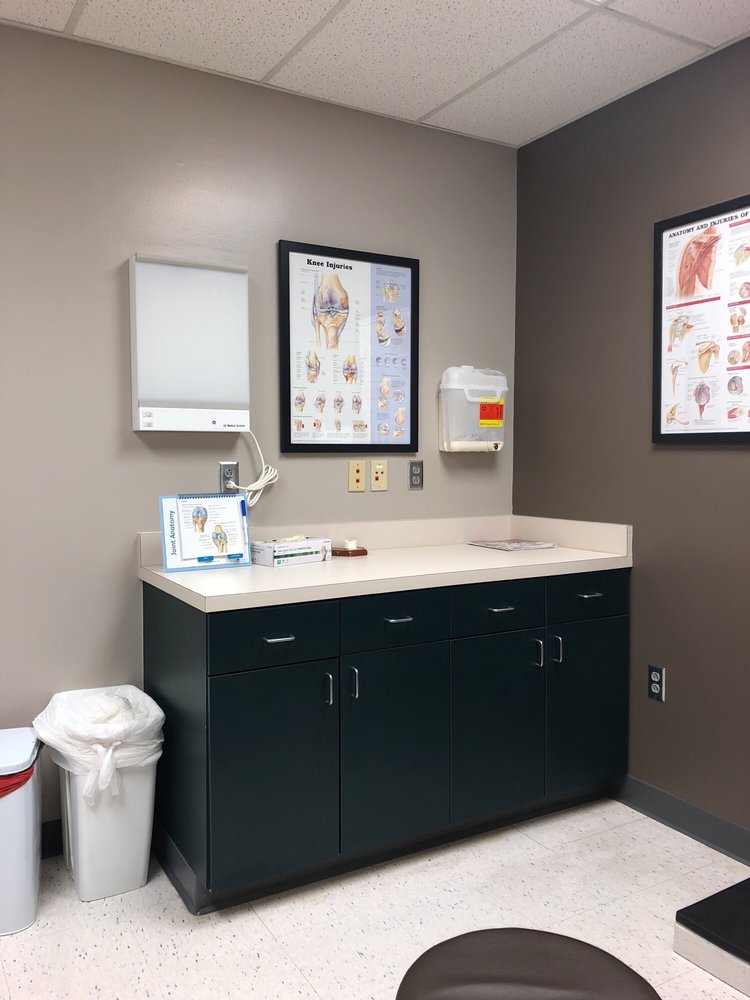 RANDY LUO, MD, MBA - HAND SURGEON - Updated January 2026 - 7401 Main St ...