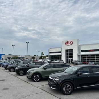 CRAIN KIA OF BENTONVILLE - Updated July 2024 - 33 Reviews - 2901 ...