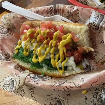 DAT DOG - Updated May 2024 - 1083 Photos & 605 Reviews - 3336 Magazine ...